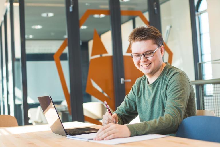 High-level programming and customized software - Skycode Oy